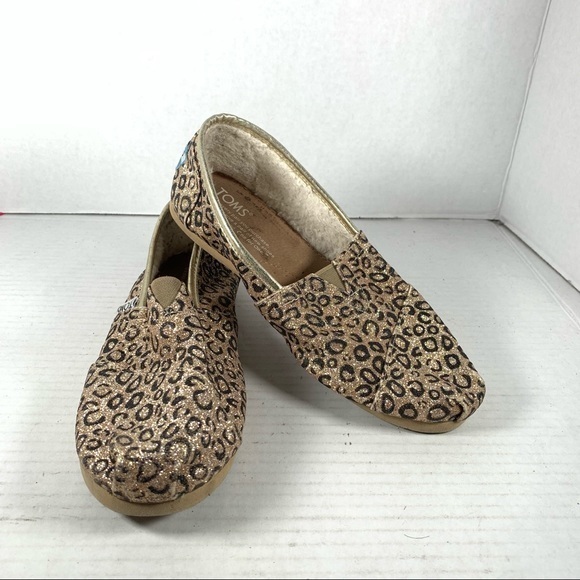 Toms | Shoes | Toms Girls Leopard Print Animal Print Loafers 35 | Poshmark
